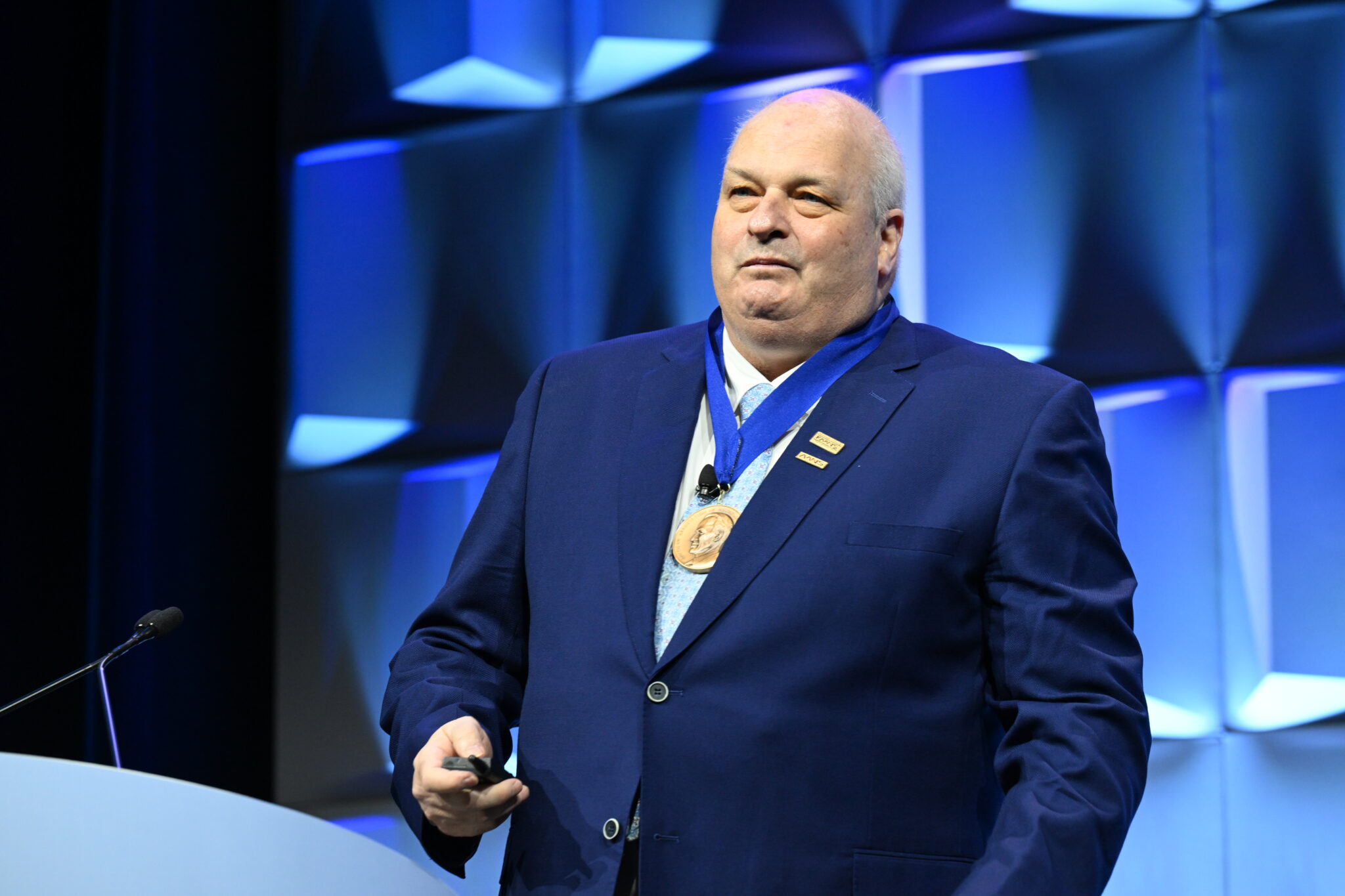 Award Recipients - AANS